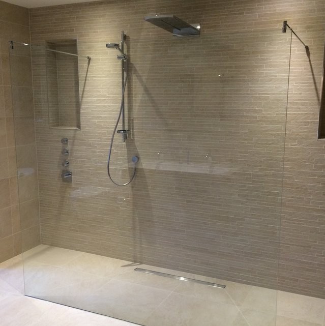 Walk in Showers & Screens - Glass360 - Specialist and Bespoke Glass